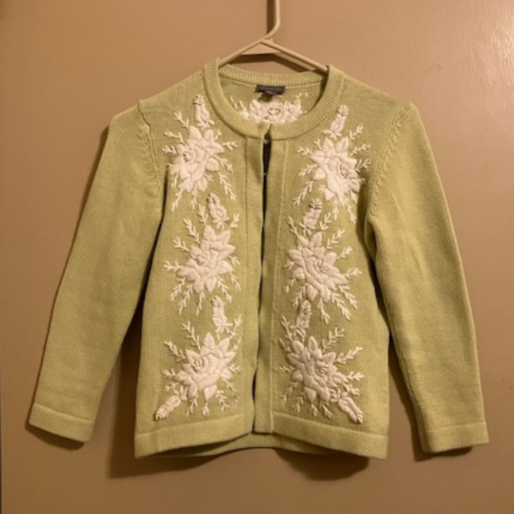 Light Spring Lime Green Embroidered Sweater - Gem